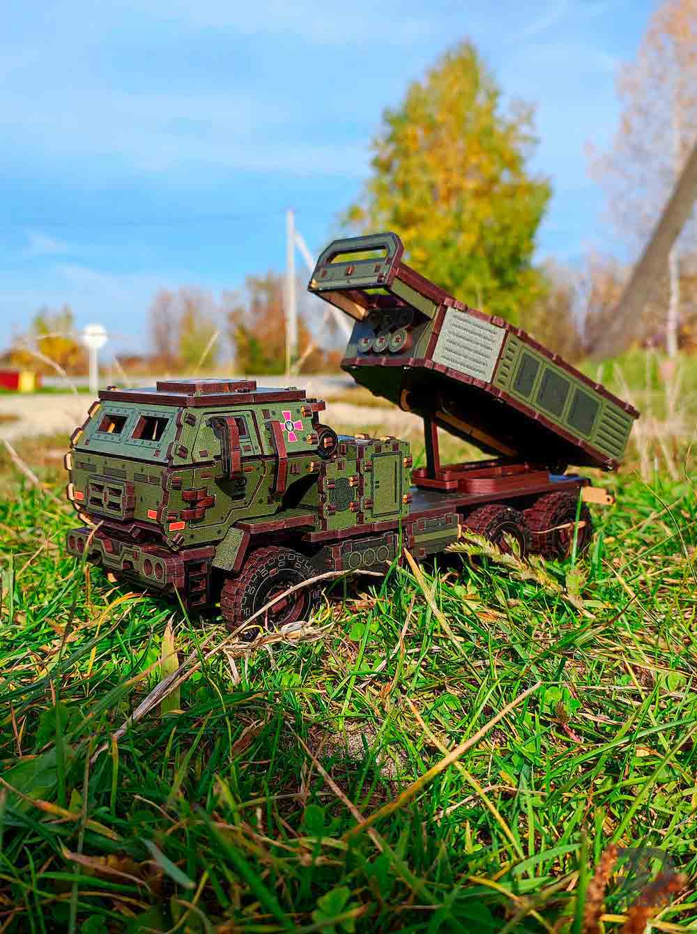 Хаймарс дерев'яний 3д-пазл купити у виробника | Бюро рекламних технологій